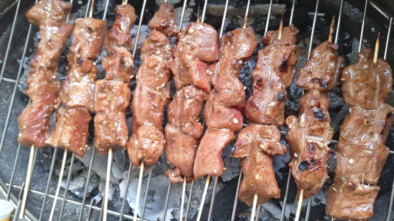 VIDEO. Voici la recette du « Ramanonaka », le fameux beignet de riz ...