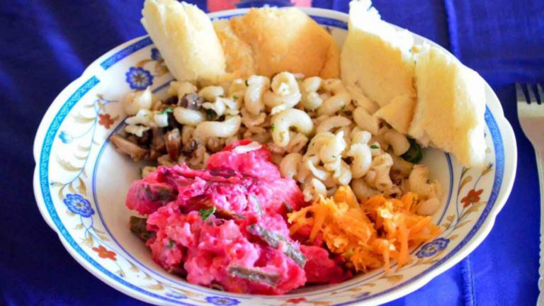 VIDEO. Voici la recette du « Ramanonaka », le fameux beignet de riz ...