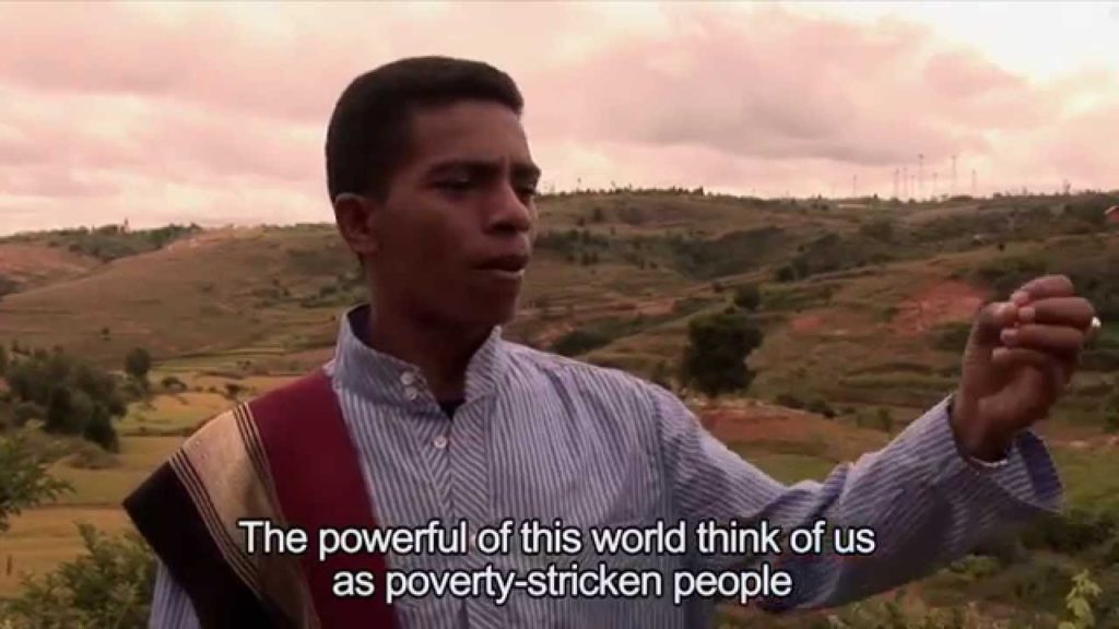 VIDEO. La petite Lala, 11 ans, recueille de l’eau depuis l’âge de 4 ans ...